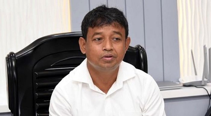 SYLHETMIRROR.COM | Ex-DB chief Harun tries to flee, but arrested from ...